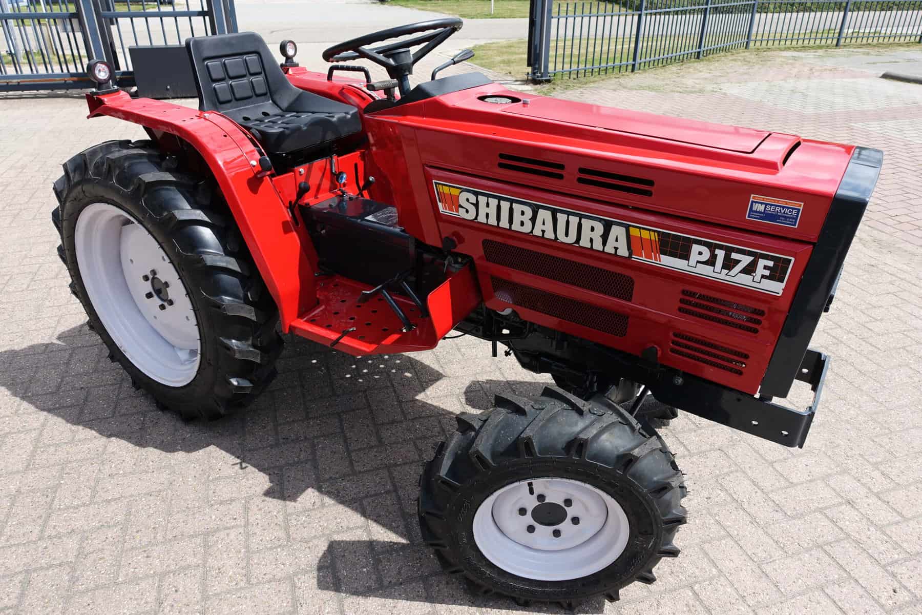 Shibaura P17F 4wd • VM Service