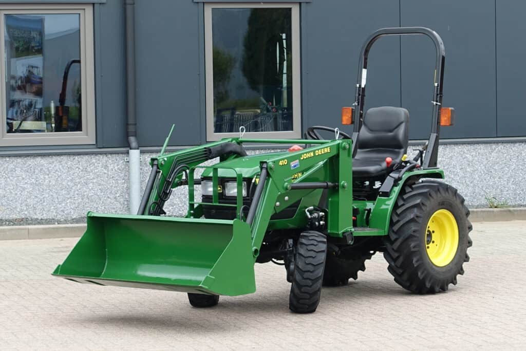 John Deere 4100 4wd HST • VM Service