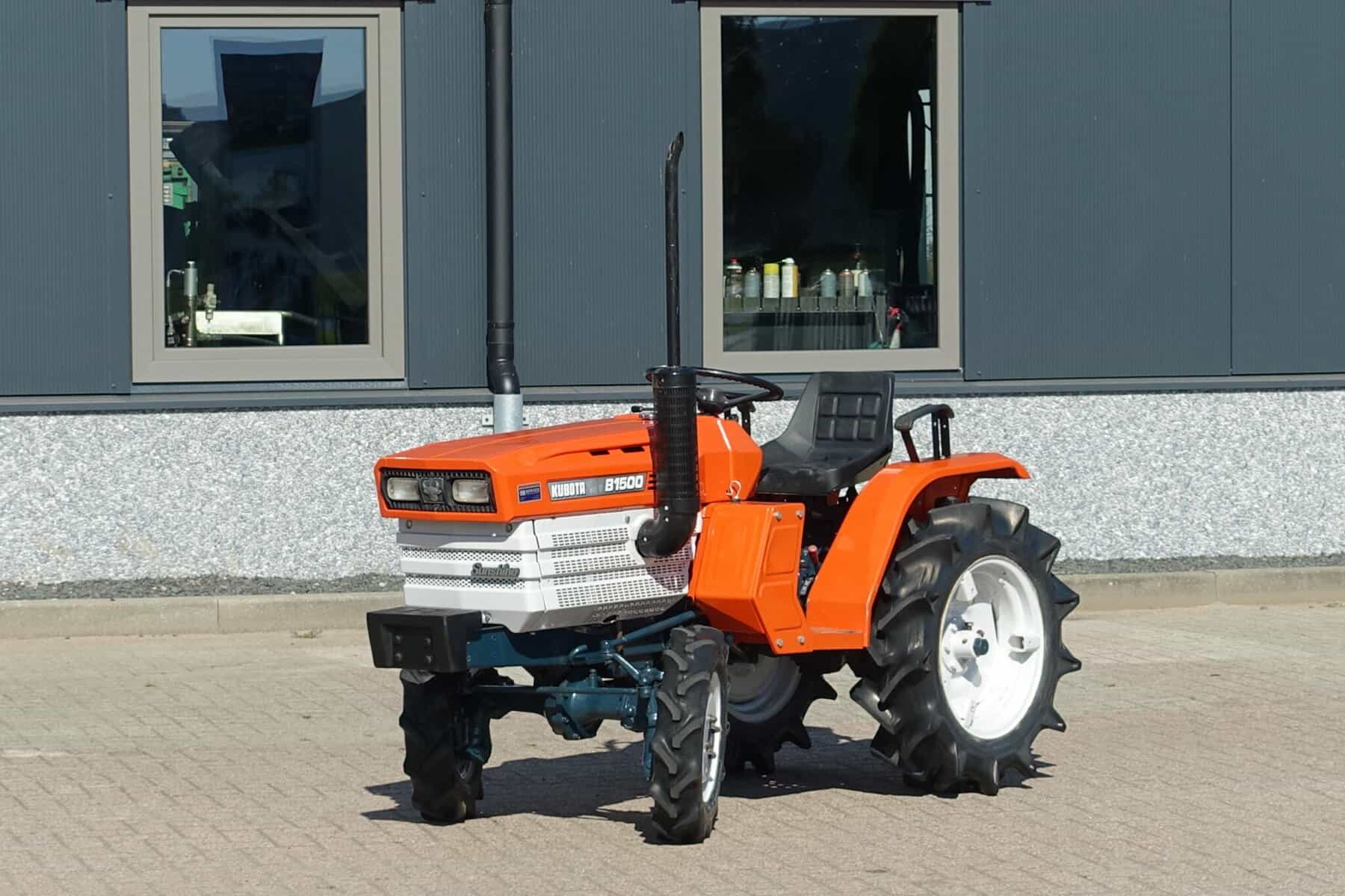 Kubota B1500 4wd • VM Service