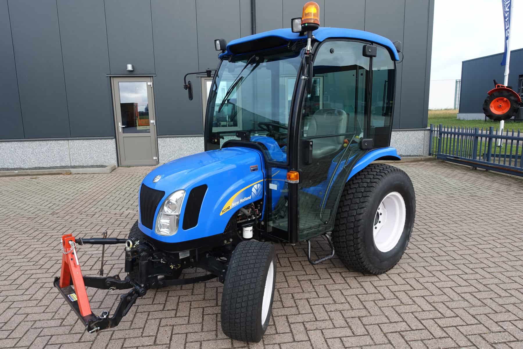 New Holland TC35DA HST • VM Service