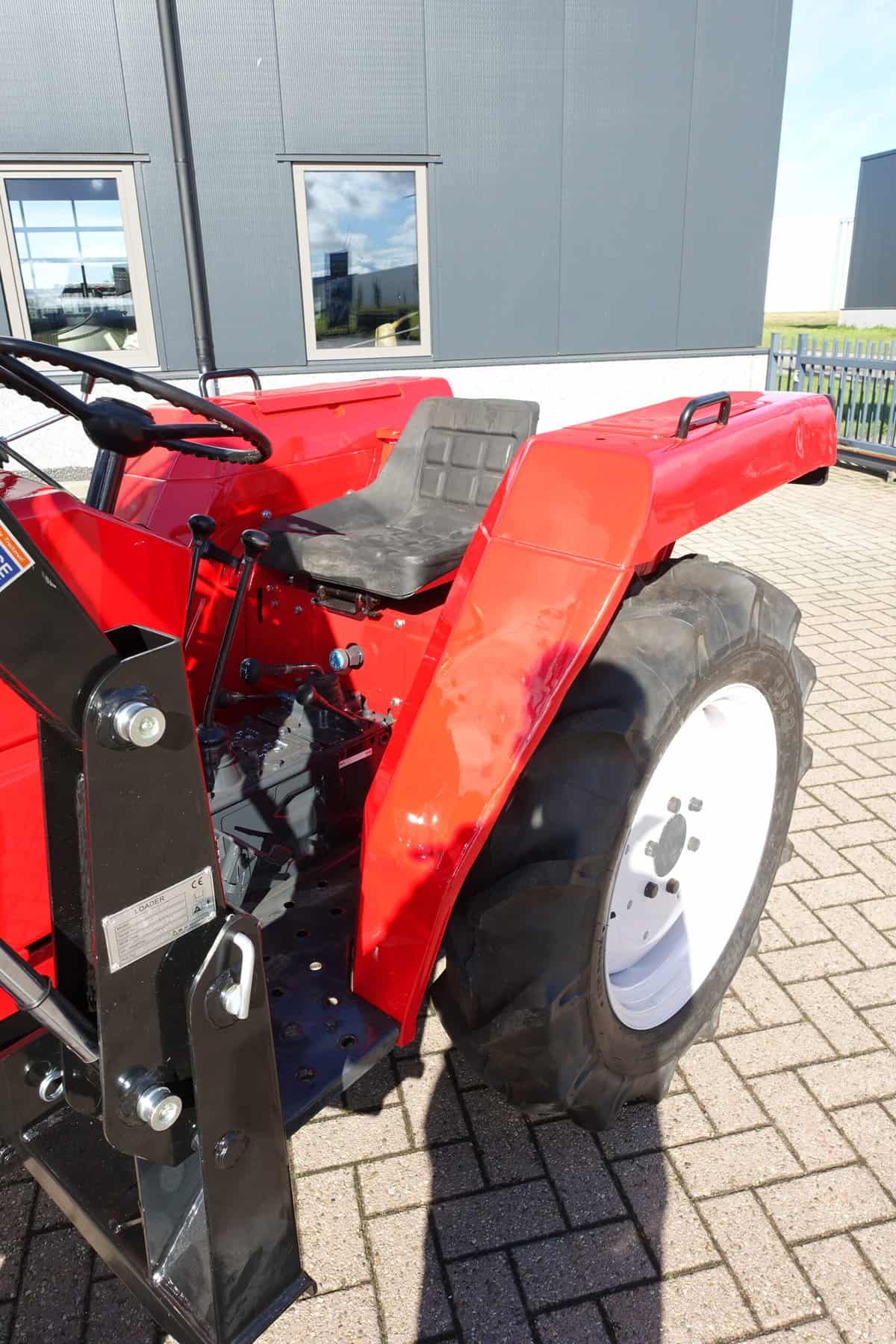 Shibaura SD2043 4wd • VM Service