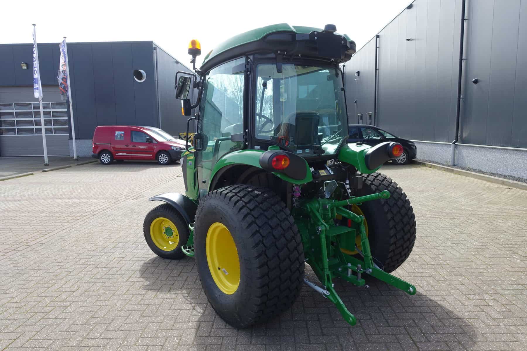 John Deere 4066R 4wd HST • VM Service