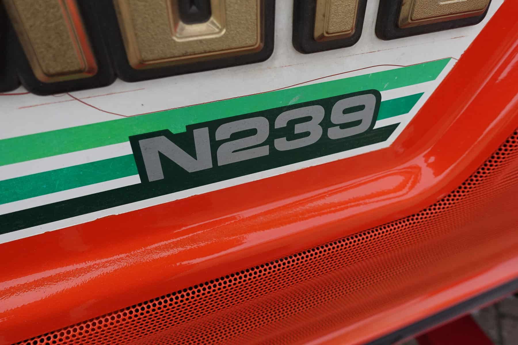 Hinomoto N239 4wd • VM Service