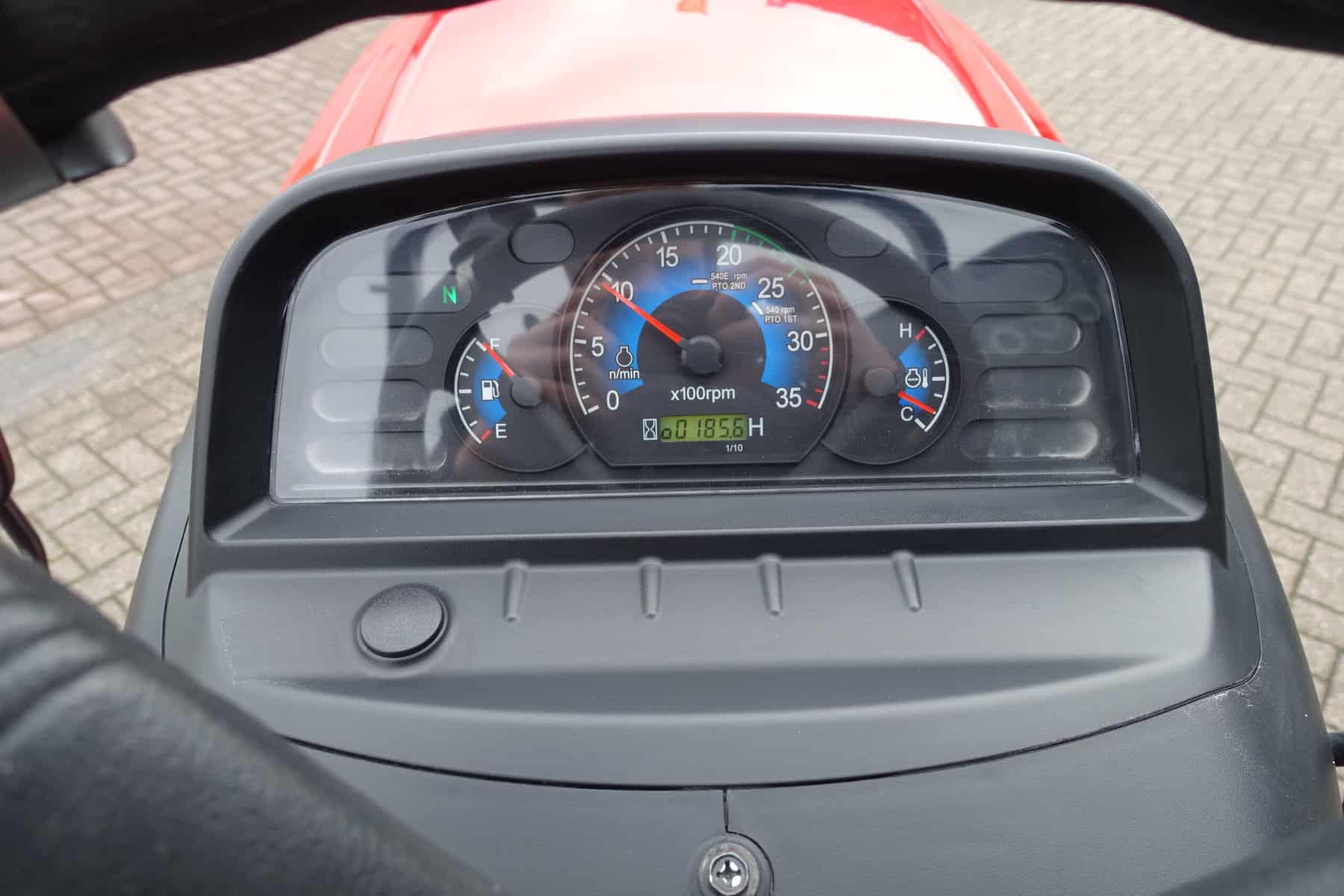 Shibaura SB36H 4wd HST • VM Service